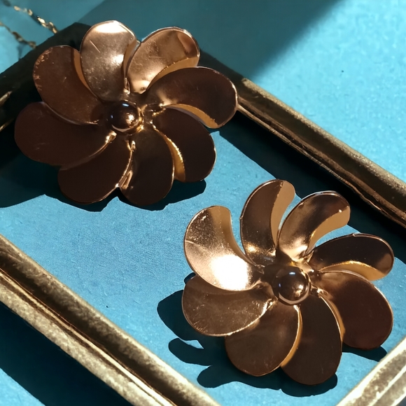 Jewelry | Large Abstract Metal Flower Earrings | Poshmark